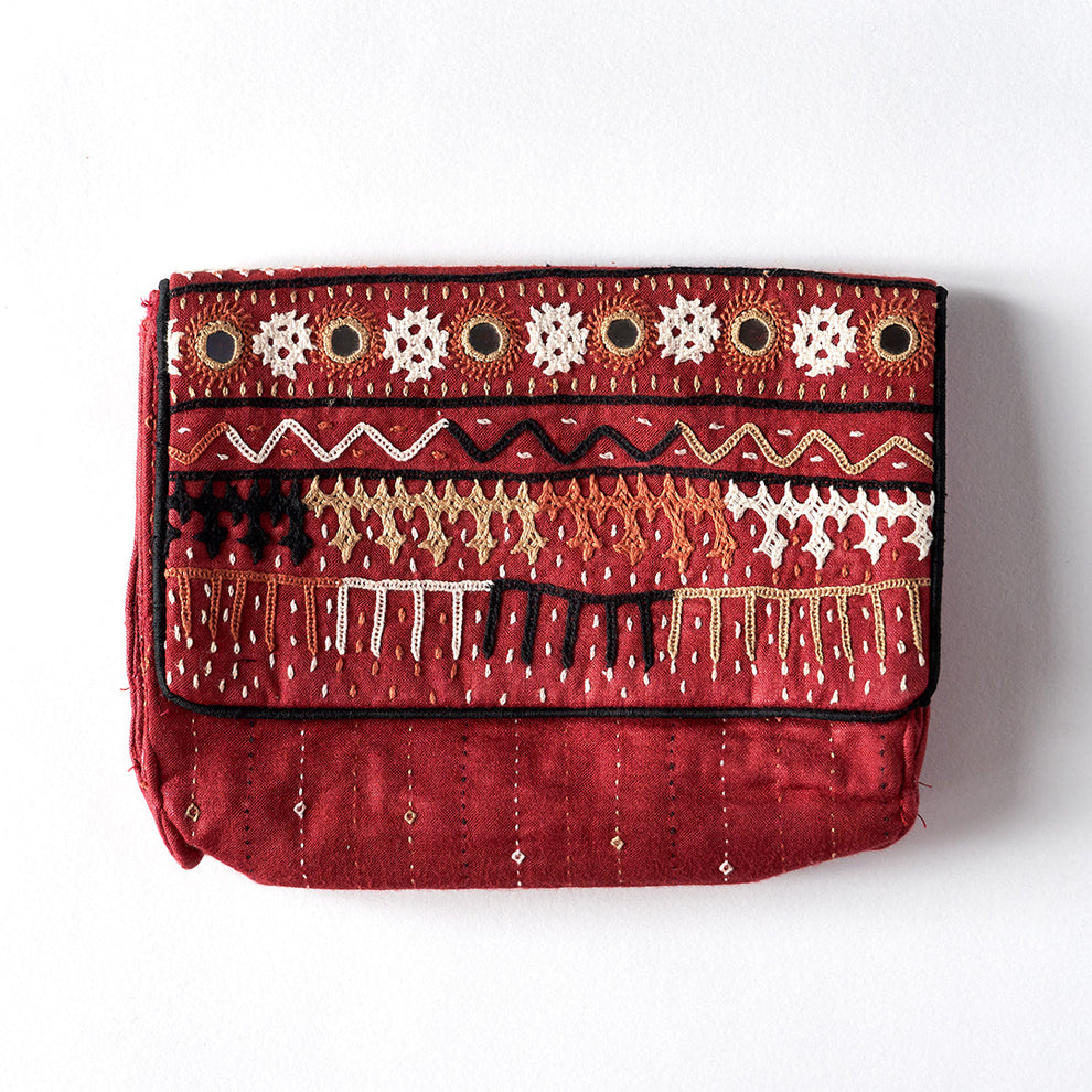Hand Embroidered Clutch Bag - Red – Montes & Clark